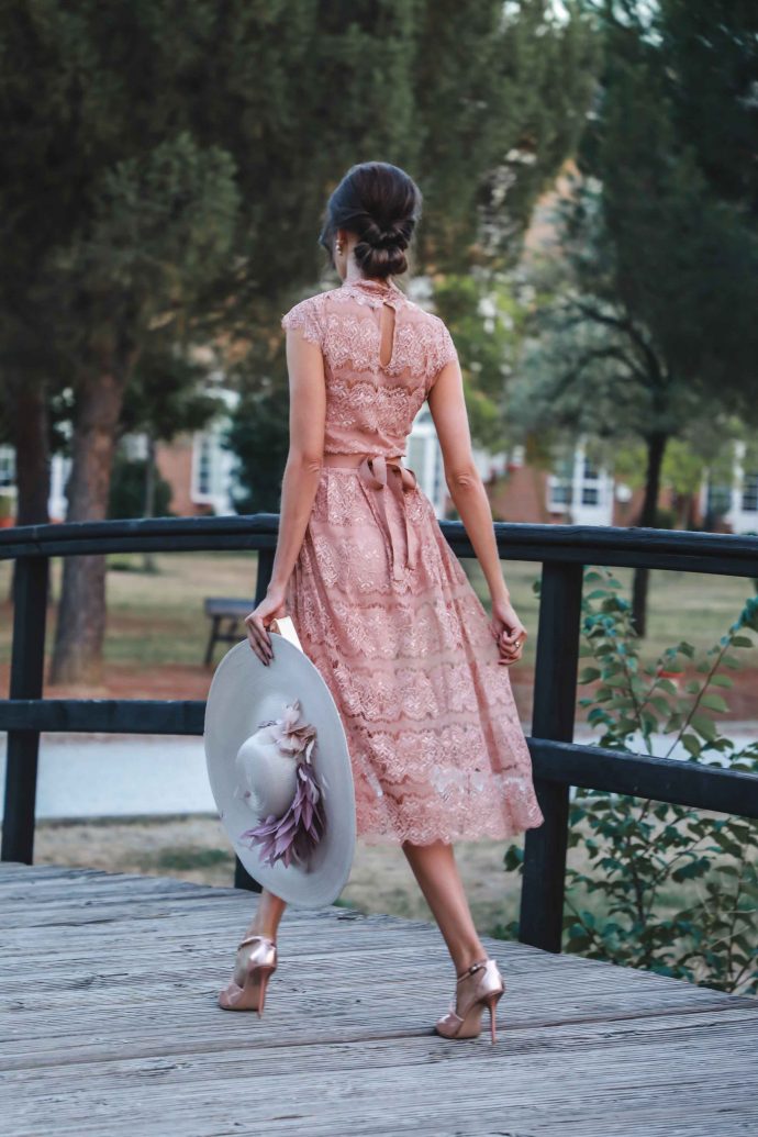 Look invitada de mañana: Royal Style | Invitada Perfecta