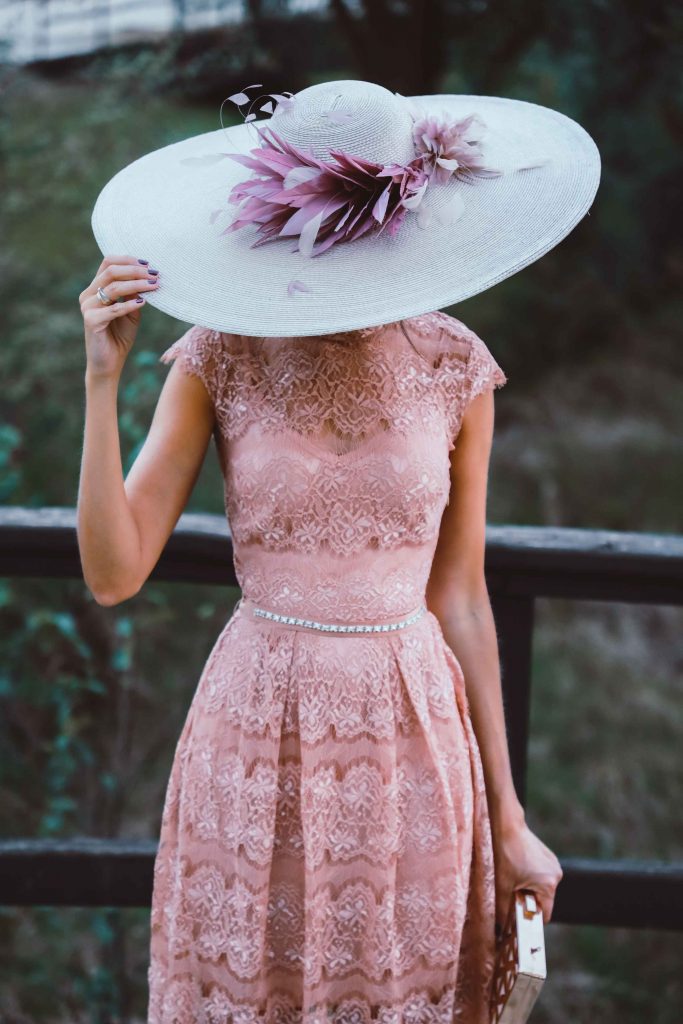 Look invitada de mañana: Royal Style | Invitada Perfecta