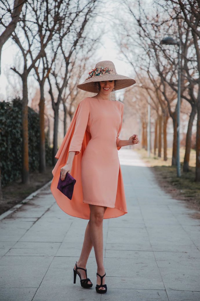 Invitada de mañana: la capa drapeada | Invitada Perfecta