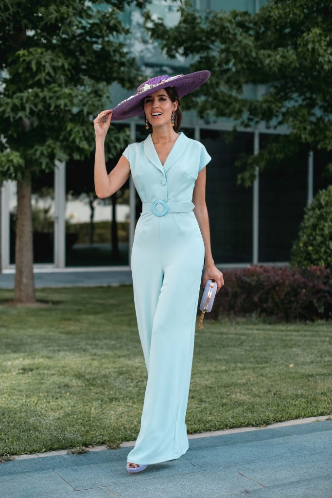Look invitada: mono de cuello smoking | Invitada Perfecta