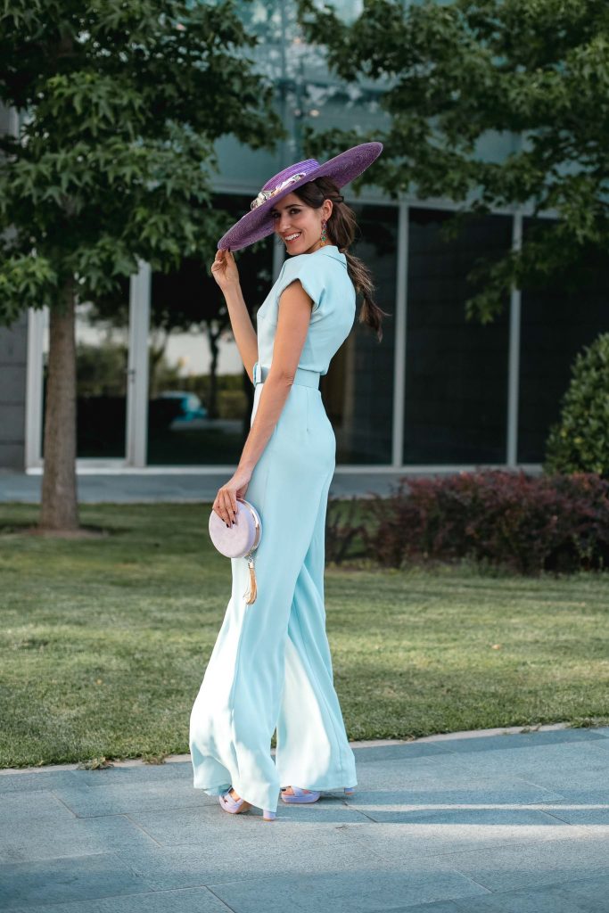 Look invitada: mono de cuello smoking | Invitada Perfecta