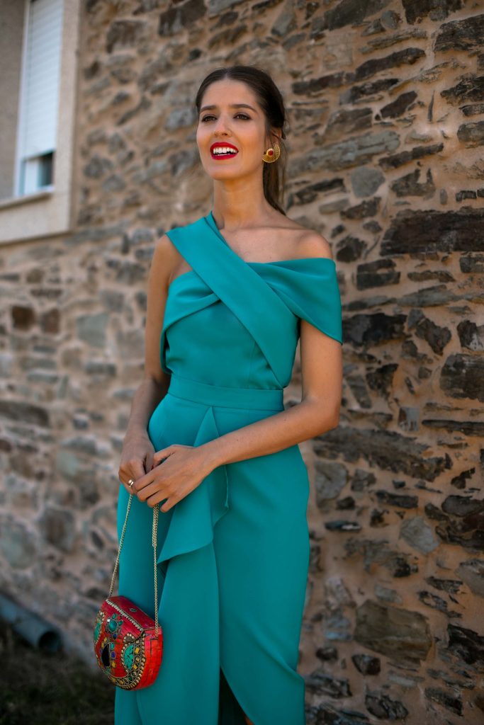 Look para bodas de plata, oro o Rubí | Invitada Perfecta