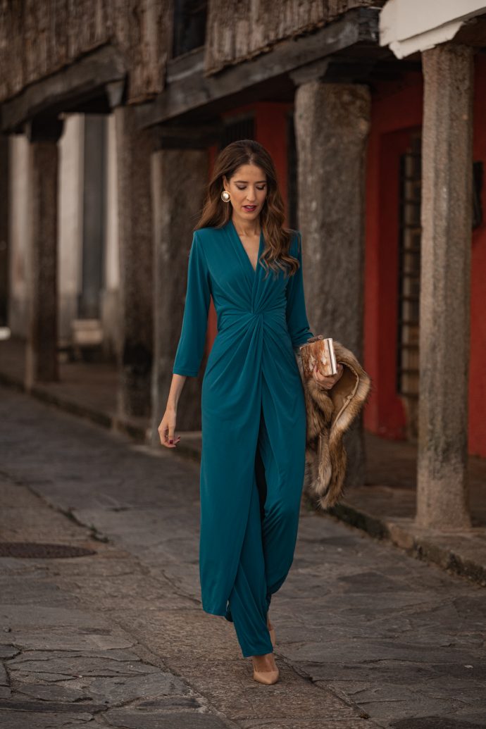 Conjunto pantalón de invitada de boda de otoño invierno 2022